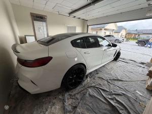White BMW M8 2020 in Taurage, with an engine capacity of 4.40 L and mileage of 62 thousand km for 37000 €, photo 5 on AUTOMOTO.COM.LV