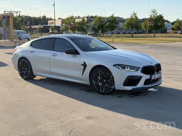 Balts BMW M8 2022 Liepāja, ar dzinēja tilpumu 4.40 L un nobraukumu 72 tūkst. km par 82000 €, foto 5 vietnē AUTOMOTO.COM.LV