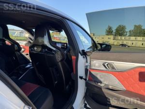 White BMW M8 2022 in Liepaja, with an engine capacity of 4.40 L and mileage of 72 thousand km for 82000 €, photo 8 on AUTOMOTO.COM.LV