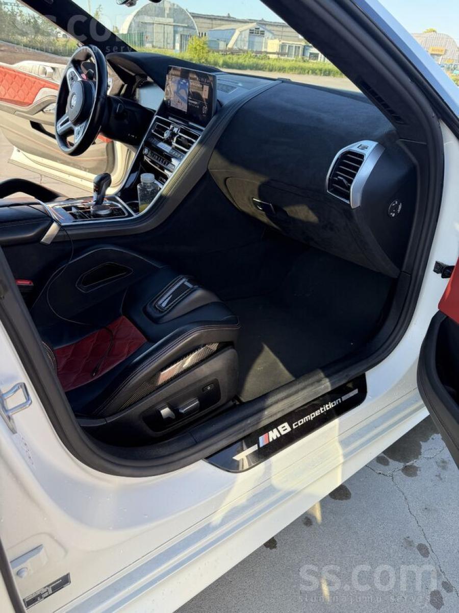 White BMW M8 2022 in Liepaja, with an engine capacity of 4.40 L and mileage of 72 thousand km for 82000 €, photo 9 on AUTOMOTO.COM.LV