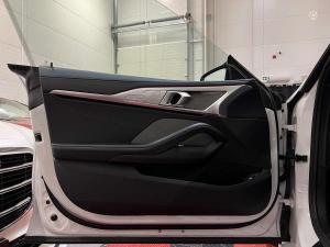 Белый БМВ M8 2022 в Вильнюс, объемом двигателя 4.40 л и пробегом 37 тыс. км за 69999 €, фото 19 на AUTOMOTO.COM.LV
