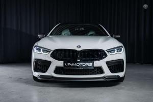 White BMW M8 2022 in Vilnius, with an engine capacity of 4.40 L and mileage of 49 thousand km for 57999 €, photo 3 on AUTOMOTO.COM.LV