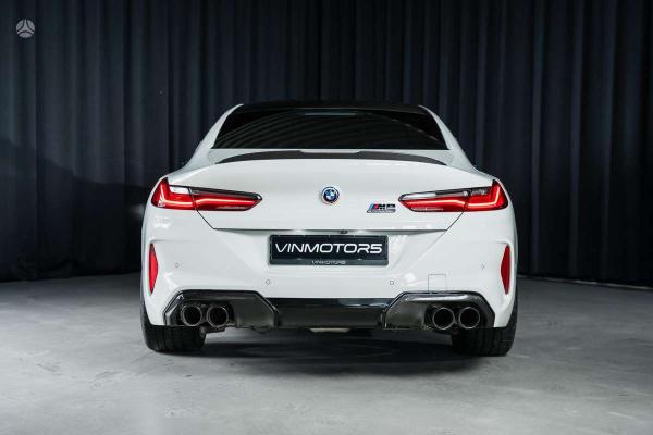 Balts BMW M8 2022 Viļņa, ar dzinēja tilpumu 4.40 L un nobraukumu 49 tūkst. km par 57999 €, foto 5 vietnē AUTOMOTO.COM.LV