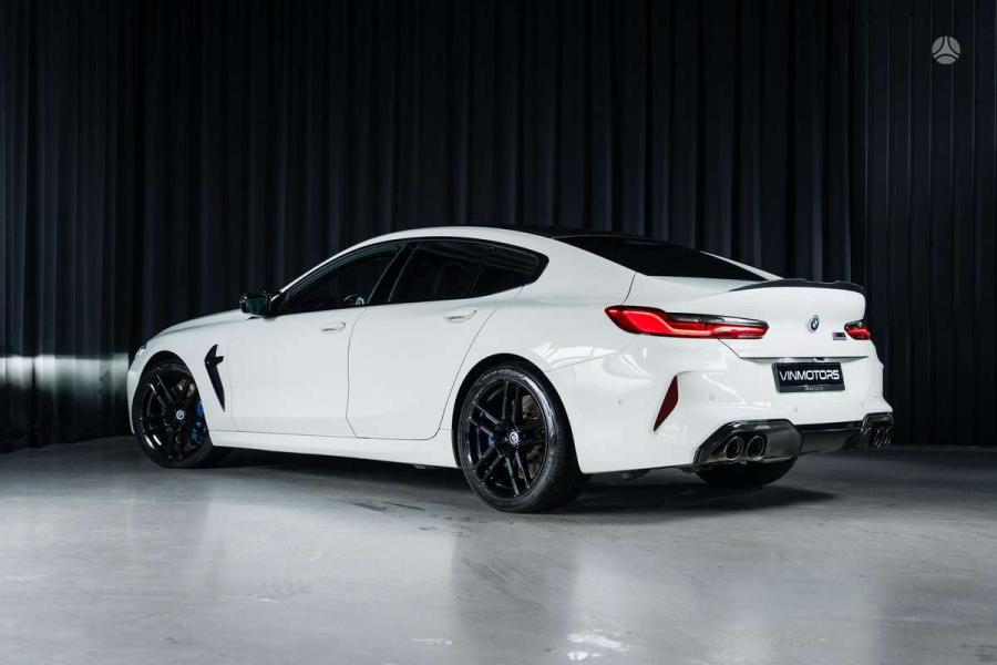 White BMW M8 2022 in Vilnius, with an engine capacity of 4.40 L and mileage of 49 thousand km for 57999 €, photo 7 on AUTOMOTO.COM.LV