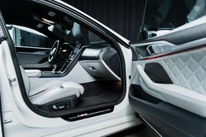 White BMW M8 2022 in Vilnius, with an engine capacity of 4.40 L and mileage of 49 thousand km for 57999 €, photo 29 on AUTOMOTO.COM.LV
