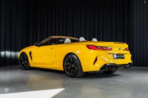 Yellow BMW M8 2022 in Vilnius, with an engine capacity of 4.40 L and mileage of 48 thousand km for 99999 €, photo 7 on AUTOMOTO.COM.LV