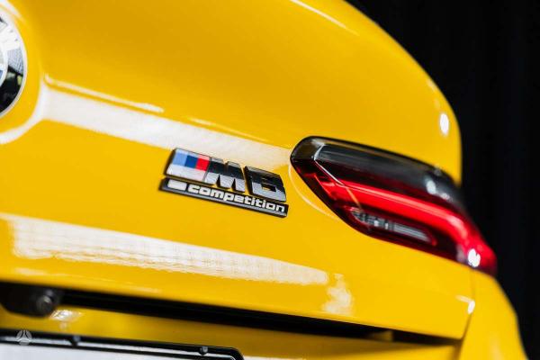 Yellow BMW M8 2022 in Vilnius, with an engine capacity of 4.40 L and mileage of 48 thousand km for 99999 €, photo 11 on AUTOMOTO.COM.LV