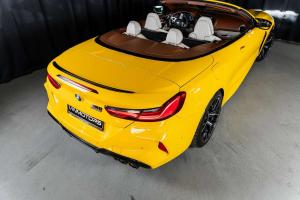Yellow BMW M8 2022 in Vilnius, with an engine capacity of 4.40 L and mileage of 48 thousand km for 99999 €, photo 14 on AUTOMOTO.COM.LV