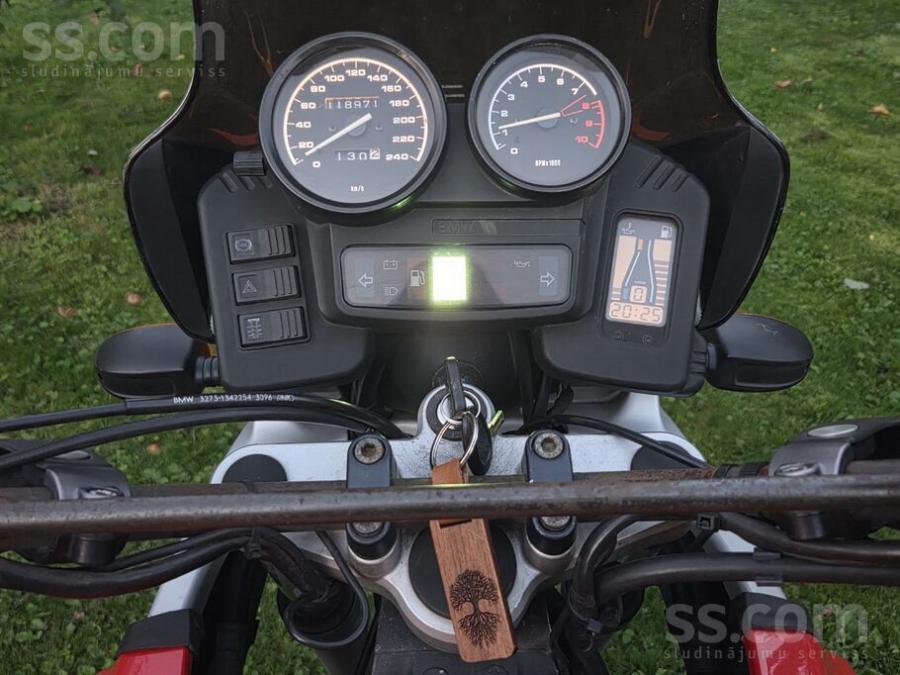 BMW R 1100GS 1997 Rīga, ar dzinēja tilpumu 1.10 L un nobraukumu 0 tūkst. km par 2200 €, foto 6 vietnē AUTOMOTO.COM.LV