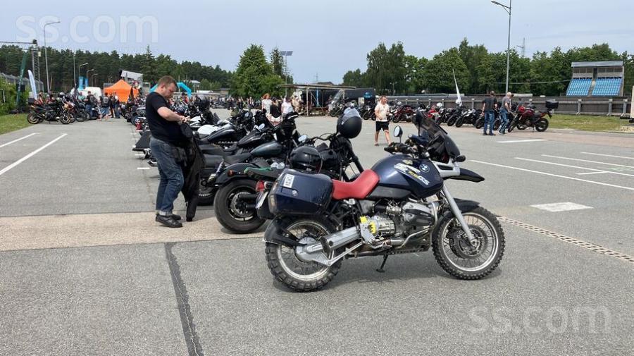 BMW R 1100GS 1998 in Riga, with an engine capacity of 1.10 L and mileage of 0 thousand km for 2750 €, photo 4 on AUTOMOTO.COM.LV