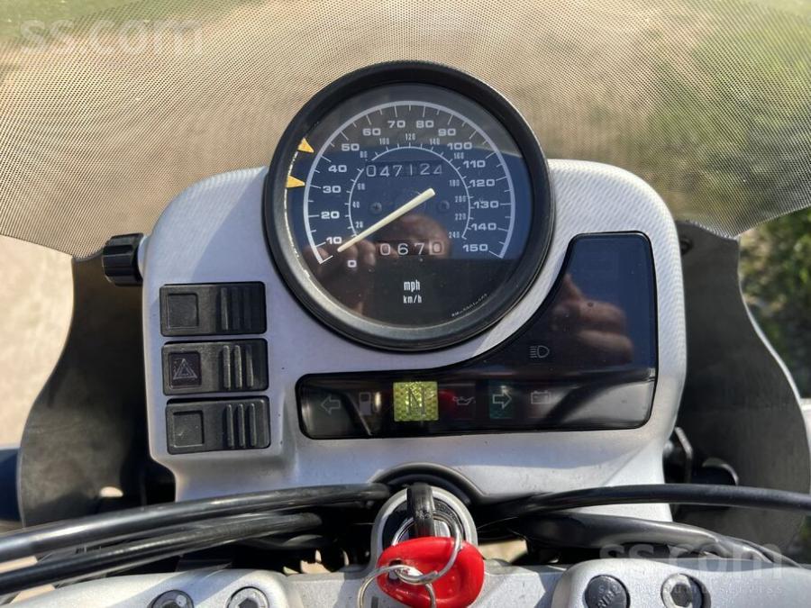 BMW R 1100R 1995 in Riga, with an engine capacity of 1.10 L and mileage of 0 thousand km for 2350 €, photo 8 on AUTOMOTO.COM.LV
