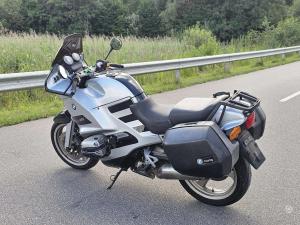 Grey BMW R 1100RS 2000 in Vilnius, with an engine capacity of 1.10 L and mileage of 146 thousand km for 1250 €, photo 5 on AUTOMOTO.COM.LV