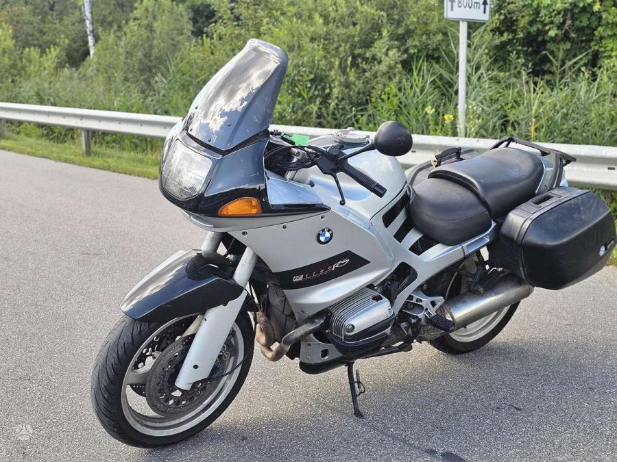 Grey BMW R 1100RS 2000 in Vilnius, with an engine capacity of 1.10 L and mileage of 146 thousand km for 1250 €, photo 6 on AUTOMOTO.COM.LV