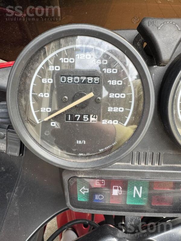 BMW R 1100RS 1993 Rīga, ar dzinēja tilpumu 1.10 L un nobraukumu 0 tūkst. km par 1000 €, foto 6 vietnē AUTOMOTO.COM.LV