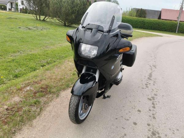Melns BMW R 1100RT 2000 Jurbarkas, ar dzinēja tilpumu 1.10 L un nobraukumu 85 tūkst. km par 1400 €, foto 5 vietnē AUTOMOTO.COM.LV
