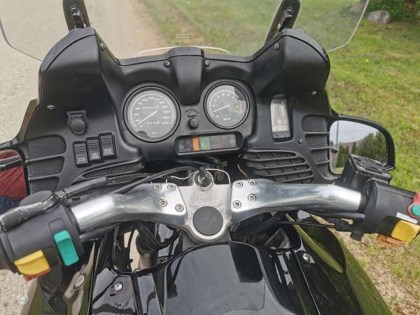 Melns BMW R 1100RT 2000 Jurbarkas, ar dzinēja tilpumu 1.10 L un nobraukumu 85 tūkst. km par 1400 €, foto 9 vietnē AUTOMOTO.COM.LV