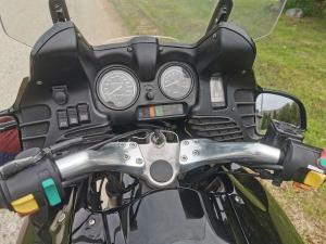Melns BMW R 1100RT 2000 Jurbarkas, ar dzinēja tilpumu 1.10 L un nobraukumu 85 tūkst. km par 1380 €, foto 7 vietnē AUTOMOTO.COM.LV