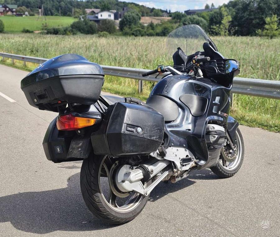 Pelēks BMW R 1100RT 1998 Viļņa, ar dzinēja tilpumu 1.10 L un nobraukumu 134 tūkst. km par 1250 €, foto 4 vietnē AUTOMOTO.COM.LV