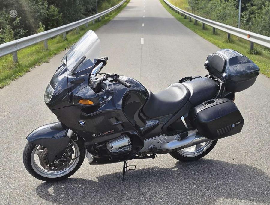 Pelēks BMW R 1100RT 1998 Viļņa, ar dzinēja tilpumu 1.10 L un nobraukumu 134 tūkst. km par 1250 €, foto 6 vietnē AUTOMOTO.COM.LV