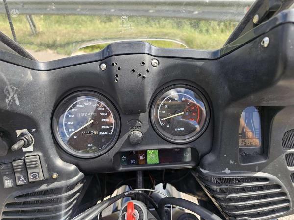 BMW R 1100RT 1998 Viļņa vietnē Pelēks BMW R 1100RT 1998 Viļņa, ar dzinēja tilpumu 1.10 L un nobraukumu 134 tūkst. km par 1250 €, foto 11 vietnē AUTOMOTO.COM.LV