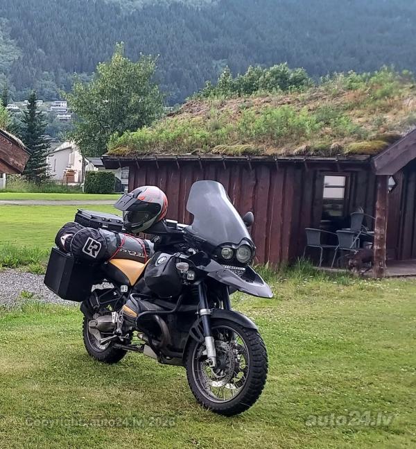 Черный БМВ R 1150GS 2001 в Пылва, объемом двигателя 1.13 л и пробегом 119 тыс. км за 3399 €, фото 1 на AUTOMOTO.COM.LV