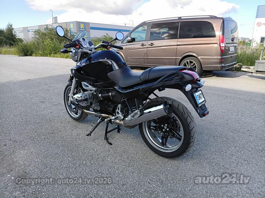 Черный БМВ R 1150R 2001 в Тарту, объемом двигателя 1.13 л и пробегом 51 тыс. км за 3190 €, фото 5 на AUTOMOTO.COM.LV