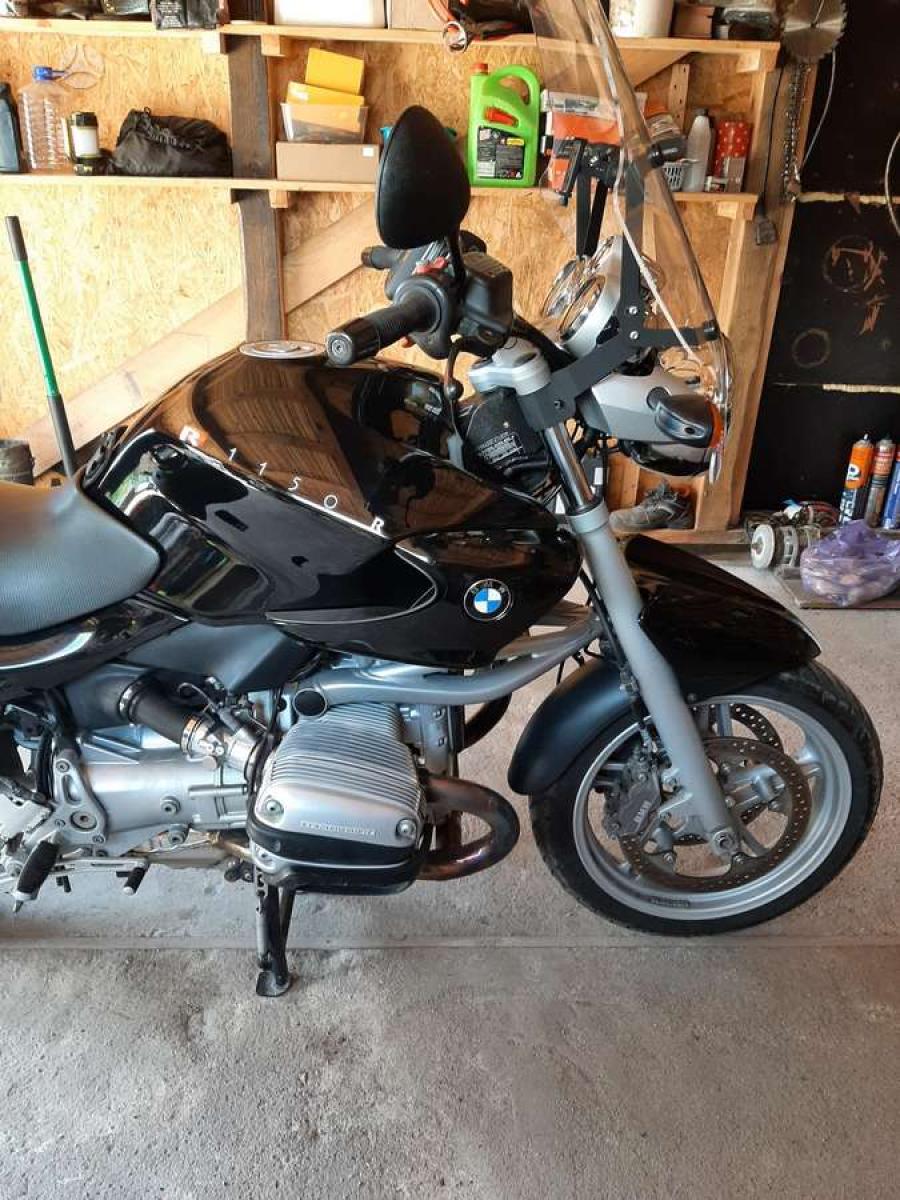 Black BMW R 1150R 2002 in Vilnius, with an engine capacity of 1.15 L and mileage of 105 thousand km for 2350 €, photo 4 on AUTOMOTO.COM.LV