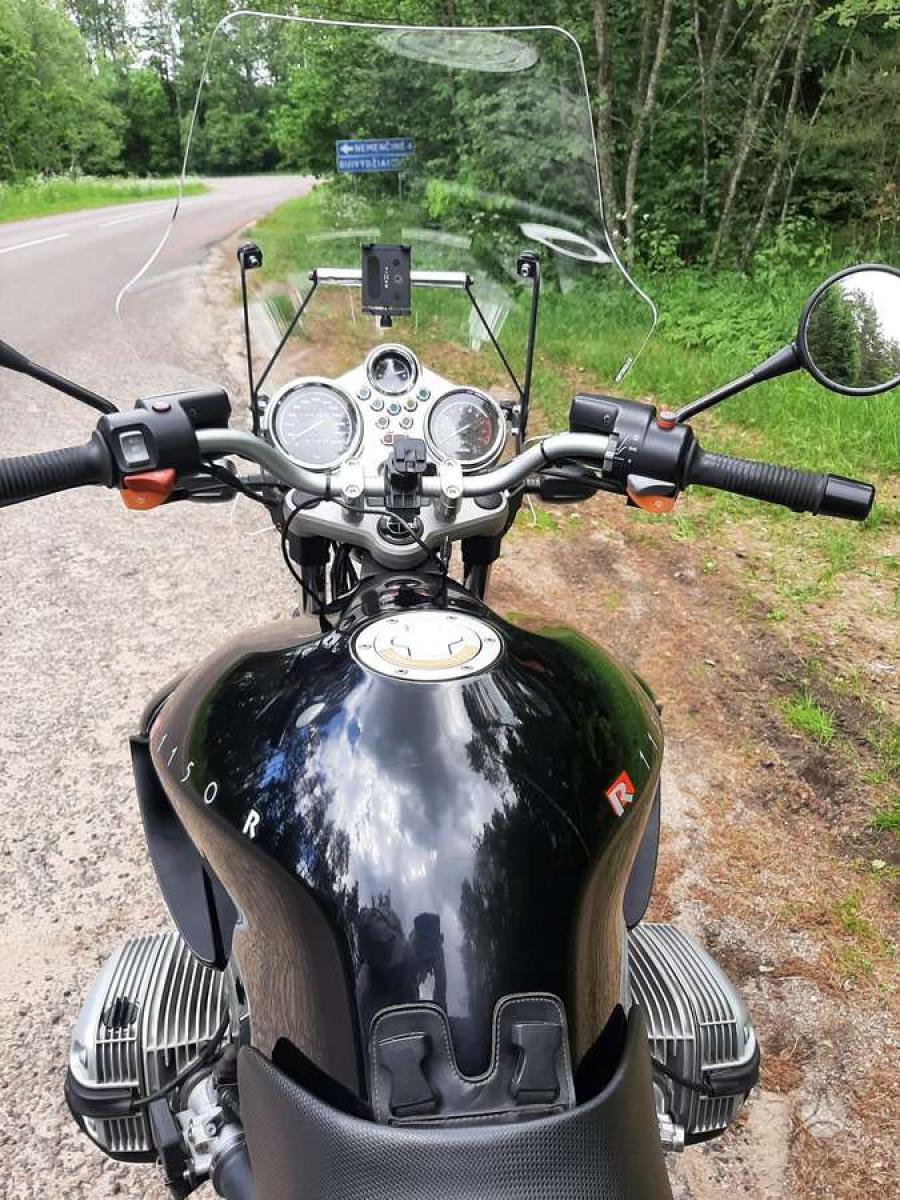 Black BMW R 1150R 2002 in Vilnius, with an engine capacity of 1.15 L and mileage of 105 thousand km for 2350 €, photo 15 on AUTOMOTO.COM.LV