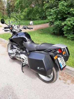Black BMW R 1150R 2002 in Vilnius, with an engine capacity of 1.15 L and mileage of 105 thousand km for 2350 €, photo 22 on AUTOMOTO.COM.LV
