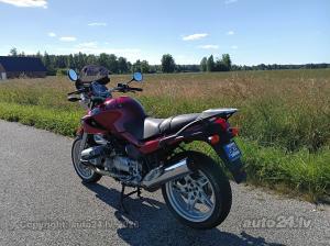 Red BMW R 1150R 2002 in Tartu, with an engine capacity of 1.13 L and mileage of 35 thousand km for 2990 €, photo 4 on AUTOMOTO.COM.LV