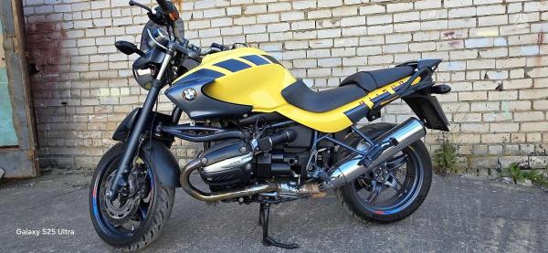 BMW R 1150R 2002 in Visaginas on AUTOMOTO.COM.LV Yellow BMW R 1150R 2002 in Visaginas, with an engine capacity of 1.15 L and mileage of 80 thousand km for 2500 €, photo 1 on AUTOMOTO.COM.LV