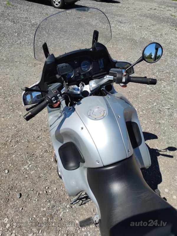 Grey BMW R 1150RT 2003 in Tallinn, with an engine capacity of 1.13 L and mileage of 111 thousand km for 2200 €, photo 4 on AUTOMOTO.COM.LV