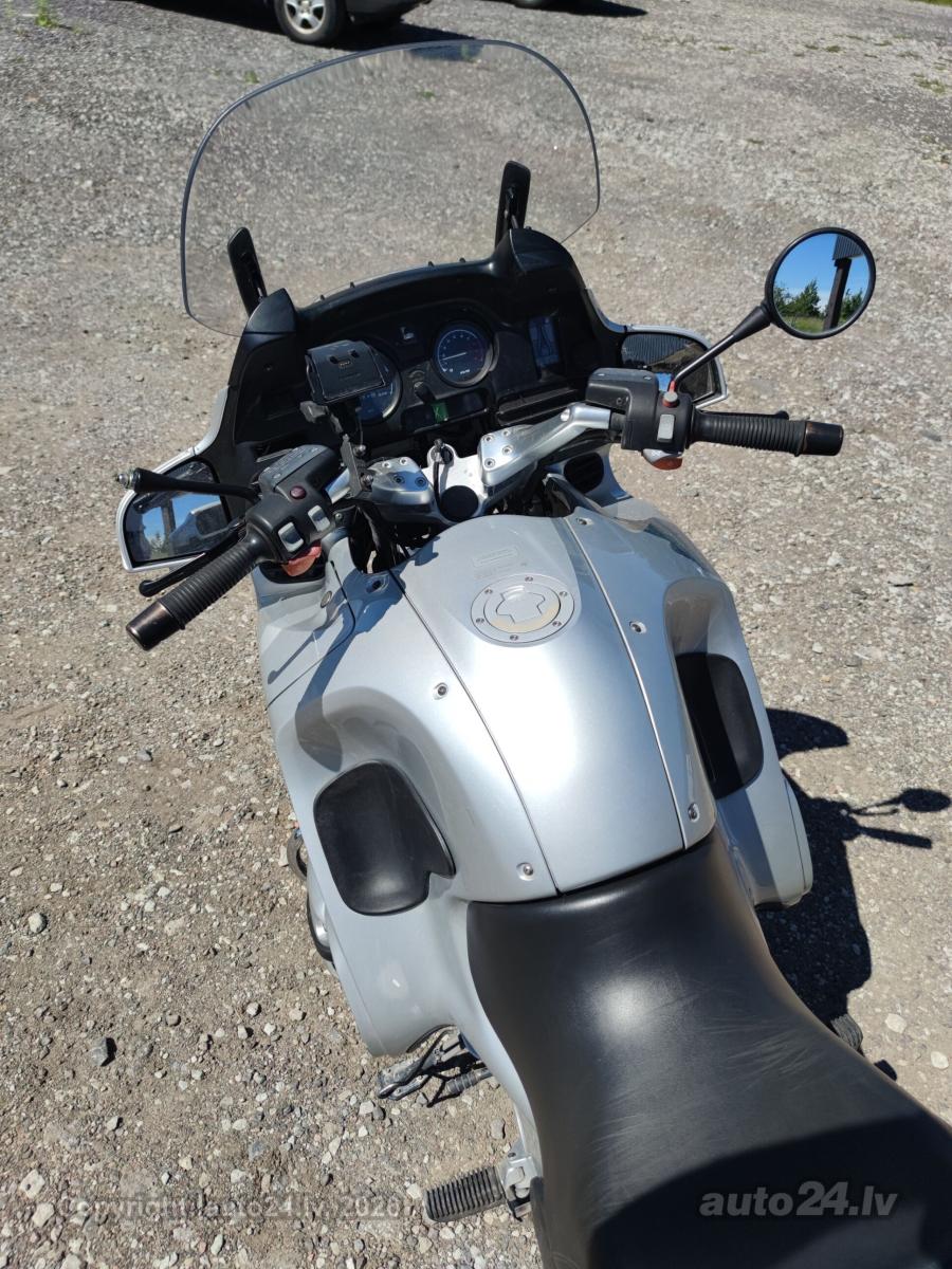 Grey BMW R 1150RT 2003 in Tallinn, with an engine capacity of 1.13 L and mileage of 111 thousand km for 2200 €, photo 5 on AUTOMOTO.COM.LV