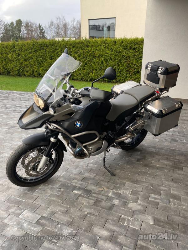 Melns BMW R 1200GS ADVENTURE 2008 Tallina, ar dzinēja tilpumu 1.17 L un nobraukumu 19 tūkst. km par 7000 €, foto 1 vietnē AUTOMOTO.COM.LV