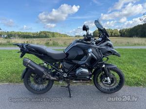 Melns BMW R 1200GS ADVENTURE 2015 Tallina, ar dzinēja tilpumu 1.17 L un nobraukumu 33 tūkst. km par 11400 €, foto  vietnē AUTOMOTO.COM.LV