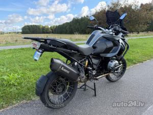 Черный БМВ R 1200GS ADVENTURE 2015 в Таллин, объемом двигателя 1.17 л и пробегом 33 тыс. км за 11400 €, фото 4 на AUTOMOTO.COM.LV