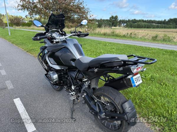 BMW R 1200GS ADVENTURE 2015 Tallina vietnē Melns BMW R 1200GS ADVENTURE 2015 Tallina, ar dzinēja tilpumu 1.17 L un nobraukumu 33 tūkst. km par 11400 €, foto 7 vietnē AUTOMOTO.COM.LV