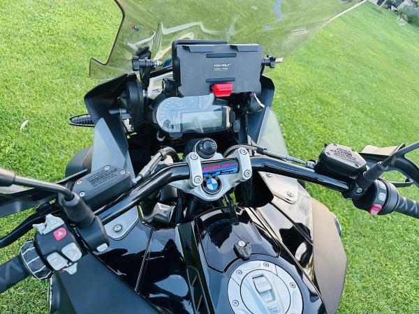 Black BMW R 1200GS ADVENTURE 2016 in Kaunas, with an engine capacity of 1.20 L and mileage of 52 thousand km for 11400 €, photo 6 on AUTOMOTO.COM.LV