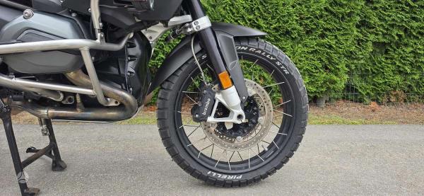 Black BMW R 1200GS ADVENTURE 2016 in Mazeikiai, with an engine capacity of 1.20 L and mileage of 72 thousand km for 12000 €, photo 10 on AUTOMOTO.COM.LV