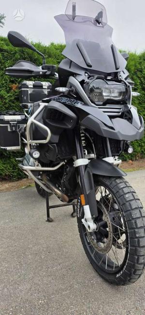 Black BMW R 1200GS ADVENTURE 2016 in Mazeikiai, with an engine capacity of 1.20 L and mileage of 72 thousand km for 12000 €, photo 12 on AUTOMOTO.COM.LV