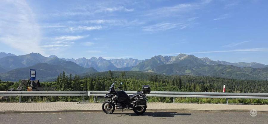 Black BMW R 1200GS ADVENTURE 2016 in Mazeikiai, with an engine capacity of 1.20 L and mileage of 72 thousand km for 12000 €, photo 18 on AUTOMOTO.COM.LV