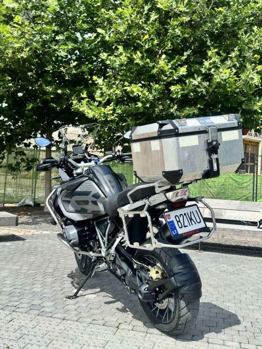 Melns BMW R 1200GS ADVENTURE 2017 Kauņa, ar dzinēja tilpumu 1.20 L un nobraukumu 33 tūkst. km par 9900 €, foto 6 vietnē AUTOMOTO.COM.LV