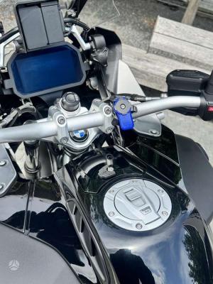 Melns BMW R 1200GS ADVENTURE 2017 Kauņa, ar dzinēja tilpumu 1.20 L un nobraukumu 33 tūkst. km par 9900 €, foto 9 vietnē AUTOMOTO.COM.LV