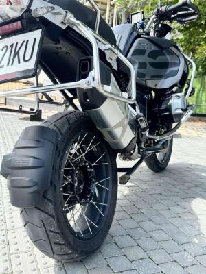 Melns BMW R 1200GS ADVENTURE 2017 Kauņa, ar dzinēja tilpumu 1.20 L un nobraukumu 33 tūkst. km par 9900 €, foto 15 vietnē AUTOMOTO.COM.LV