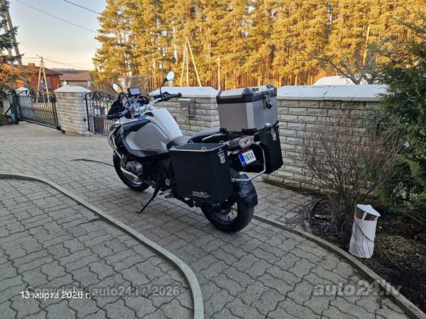 BMW R 1200GS ADVENTURE 2015 in Tartu, with an engine capacity of 0.00 L and mileage of 10 thousand km for 14000 €, photo 4 on AUTOMOTO.COM.LV