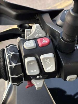 БМВ R 1200GS ADVENTURE 2016 в Вильнюс, объемом двигателя 1.20 л и пробегом 64 тыс. км за 10200 €, фото 13 на AUTOMOTO.COM.LV