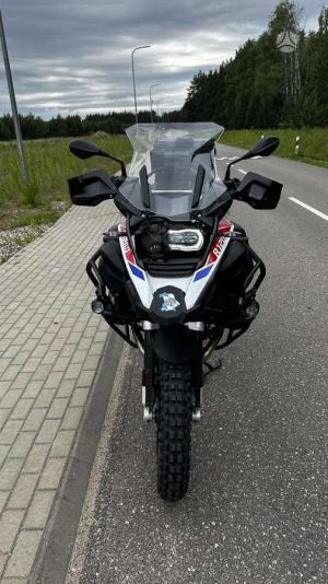 BMW R 1200GS ADVENTURE 2018 in Vilnius, with an engine capacity of 1.20 L and mileage of 52 thousand km for 11500 €, photo 3 on AUTOMOTO.COM.LV