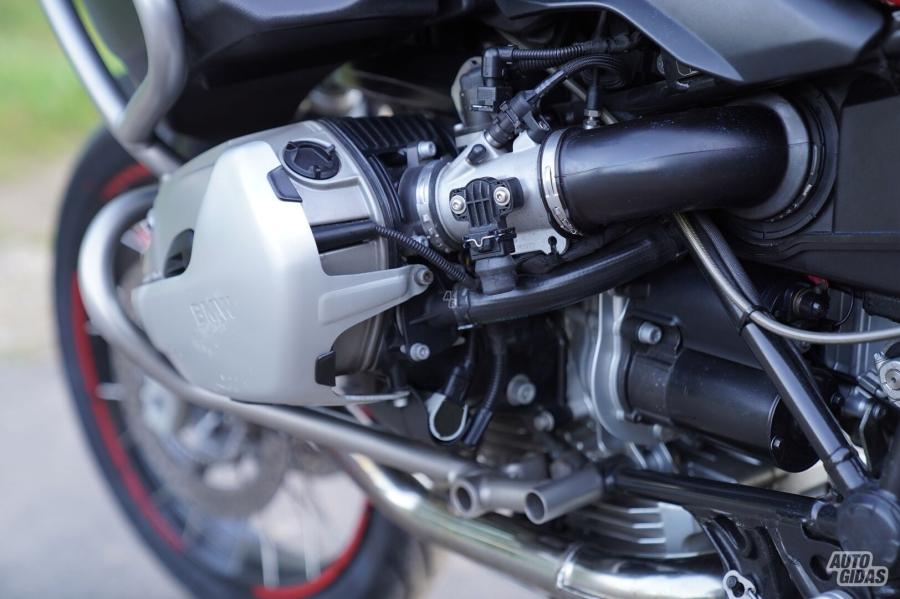 Red BMW R 1200GS ADVENTURE 2008 in Akmene, with an engine capacity of 1.20 L and mileage of 72 thousand km for 6600 €, photo 17 on AUTOMOTO.COM.LV