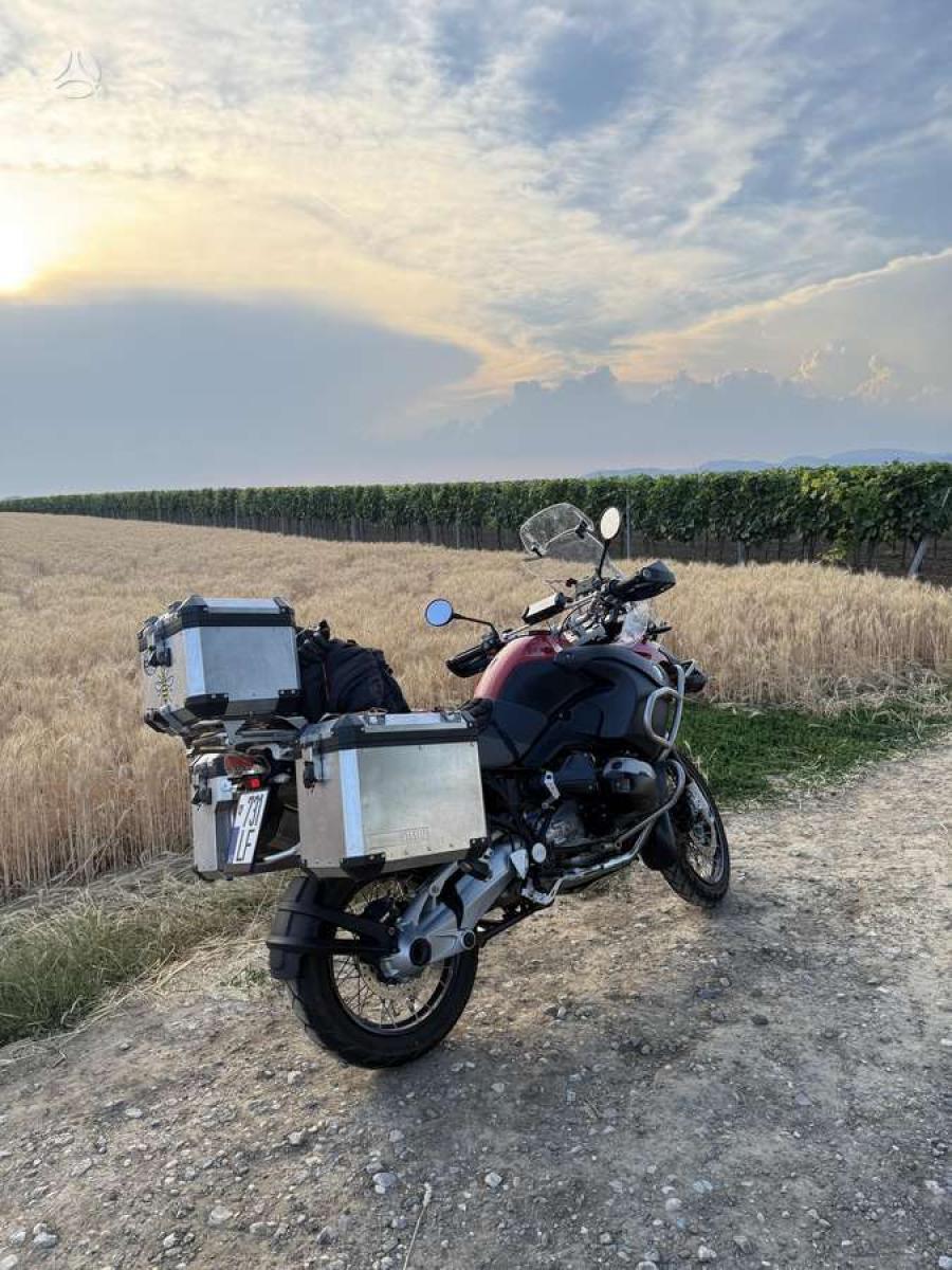 Red BMW R 1200GS ADVENTURE 2012 in Kaunas, with an engine capacity of 1.17 L and mileage of 52 thousand km for 6200 €, photo 18 on AUTOMOTO.COM.LV