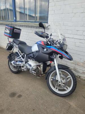 Black BMW R 1200GS 2005 in Vilnius, with an engine capacity of 1.17 L and mileage of 138 thousand km for 3499 €, photo 3 on AUTOMOTO.COM.LV
